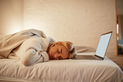 Why Do I Sleep So Much on My Days Off?